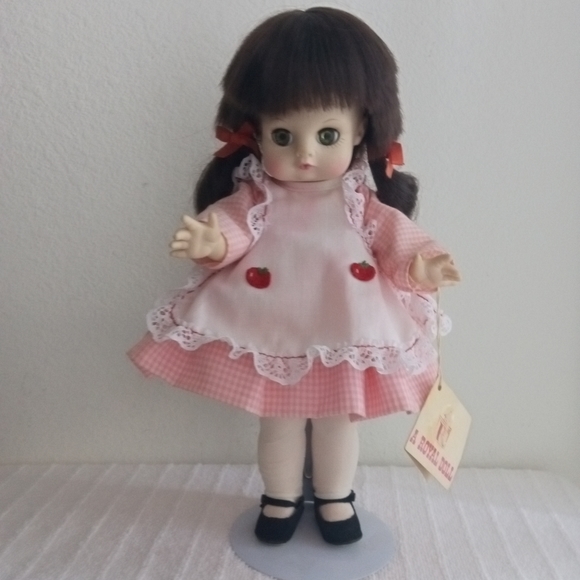 Royal house of Dolls | Toys | Vintage Miss Elsa Of Royal House Of Dolls ...